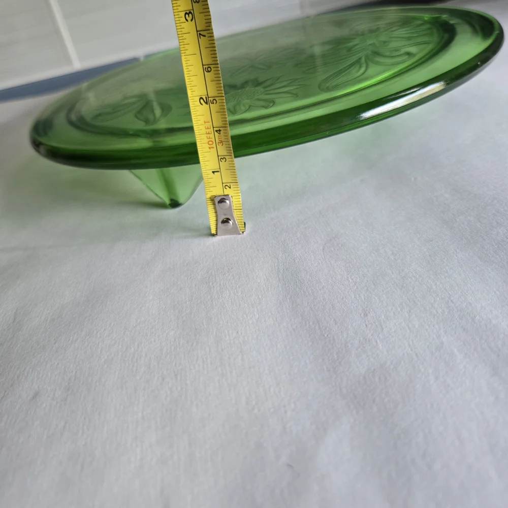 Jeannette Glass | Dining | Jeanette Glass Sunflower Uranium Glass Cake ...